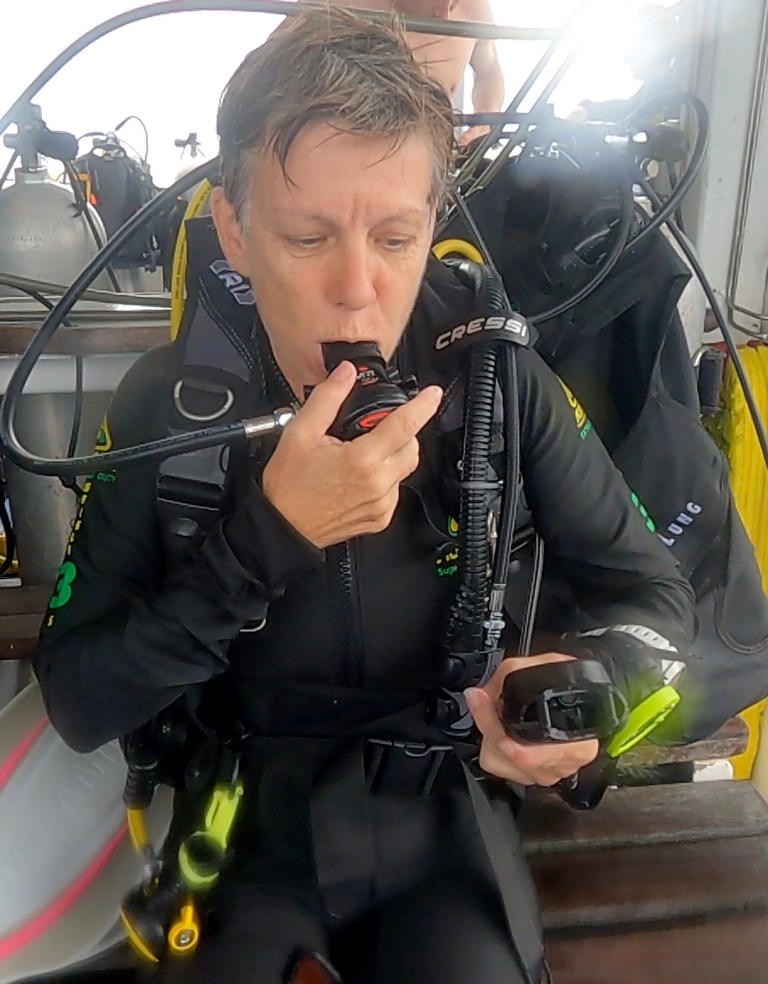 Scuba Diving Buddy Checks – A Scuba Woman