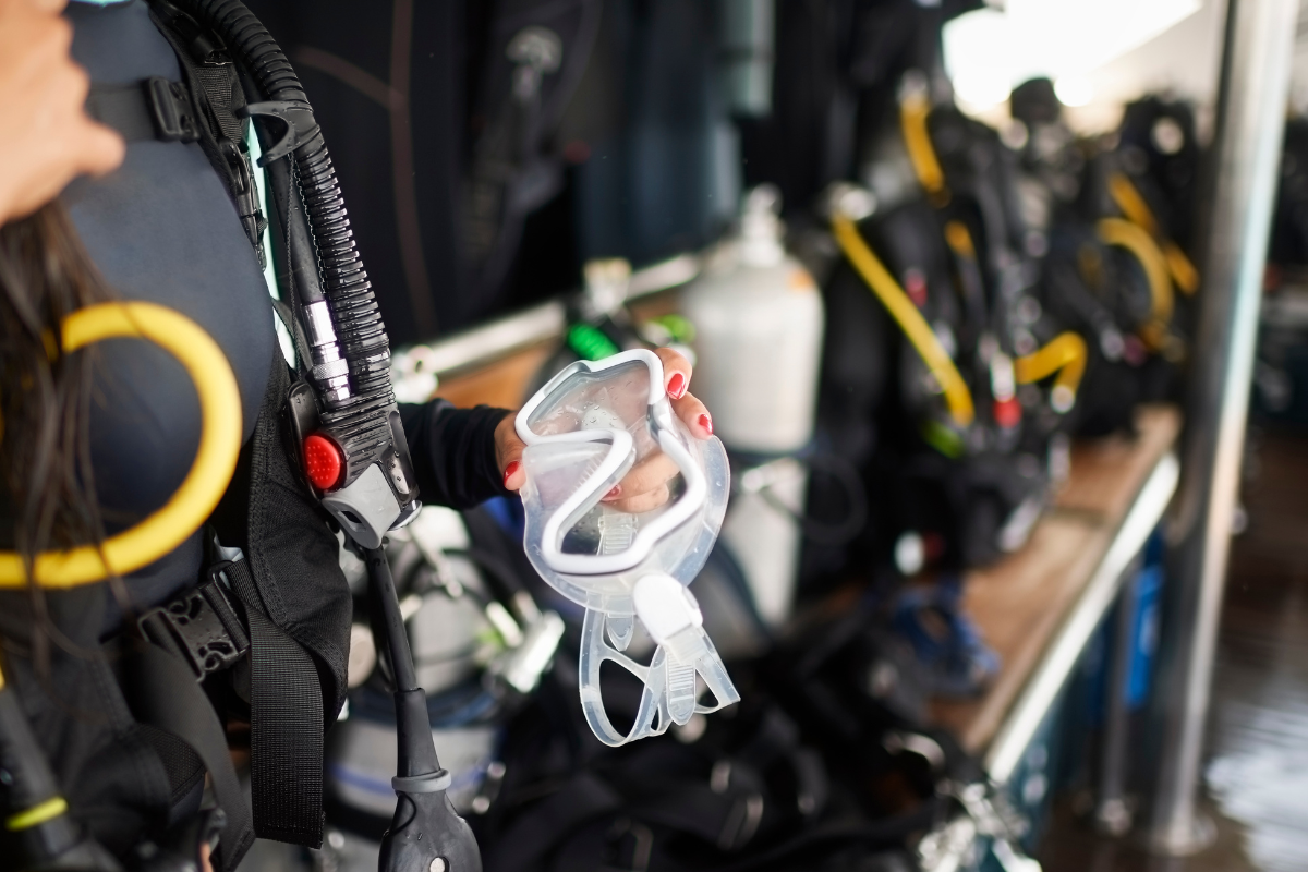 Scuba Diving for Women – How to Become a Confident Scuba Diver – Empty ...